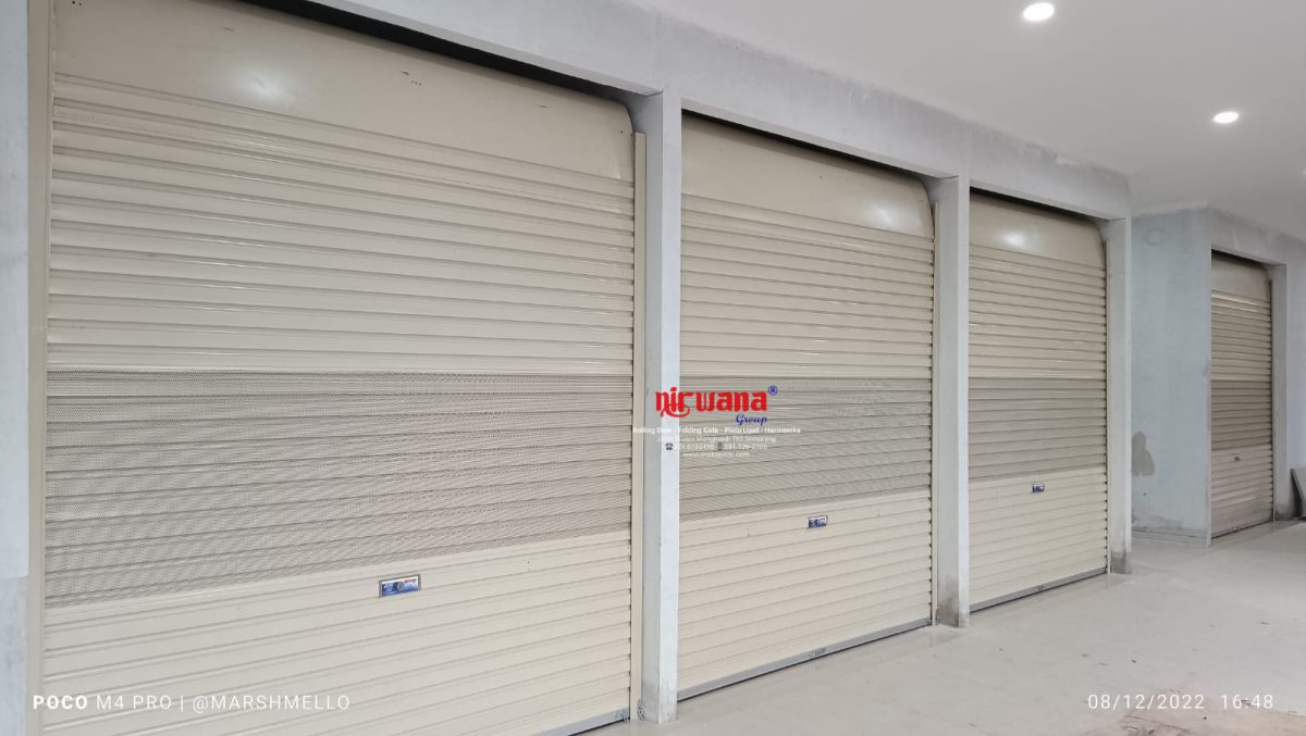 Pemasangan Rolling Door One Sheet 70cm Perforated di RS Bhayangkara ...