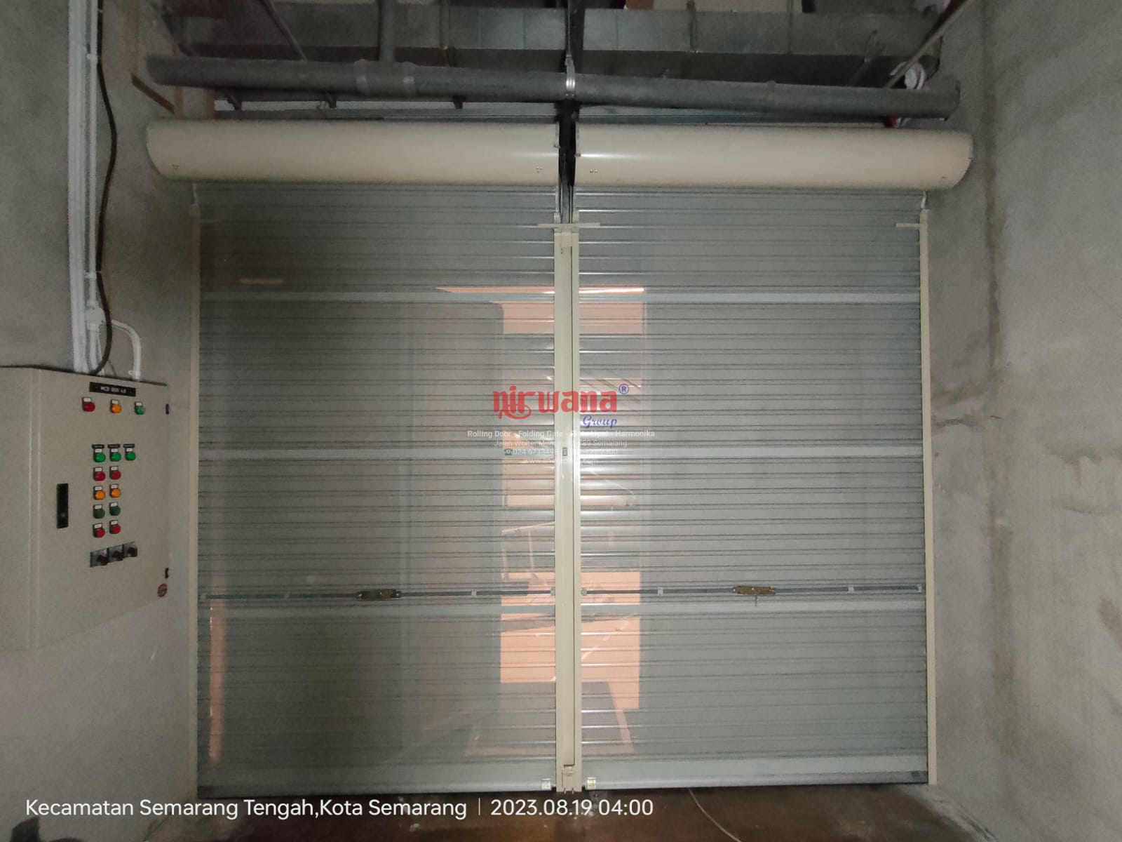 Pemasangan Rolling Door One Sheet Full Perforated di Tenant Teh Poci ...