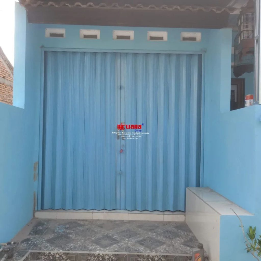 Pemasangan Pintu Folding Gate Standart dengan ketebalan 0,5mm di ...